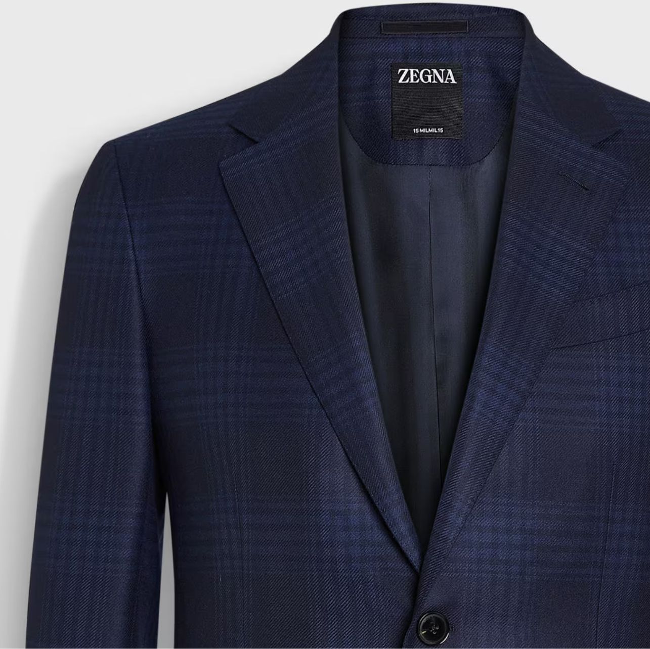 How to Pack Suits for Travel Without Wrinkles – Damiani