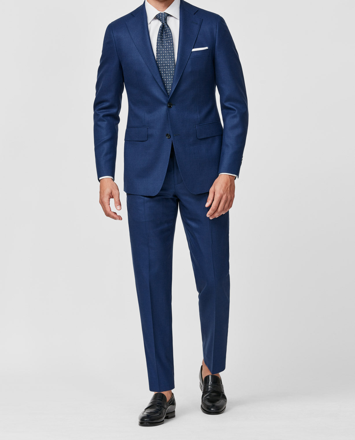 Navigating Fall Fashion: Professional Waterfront Workwear – Damiani