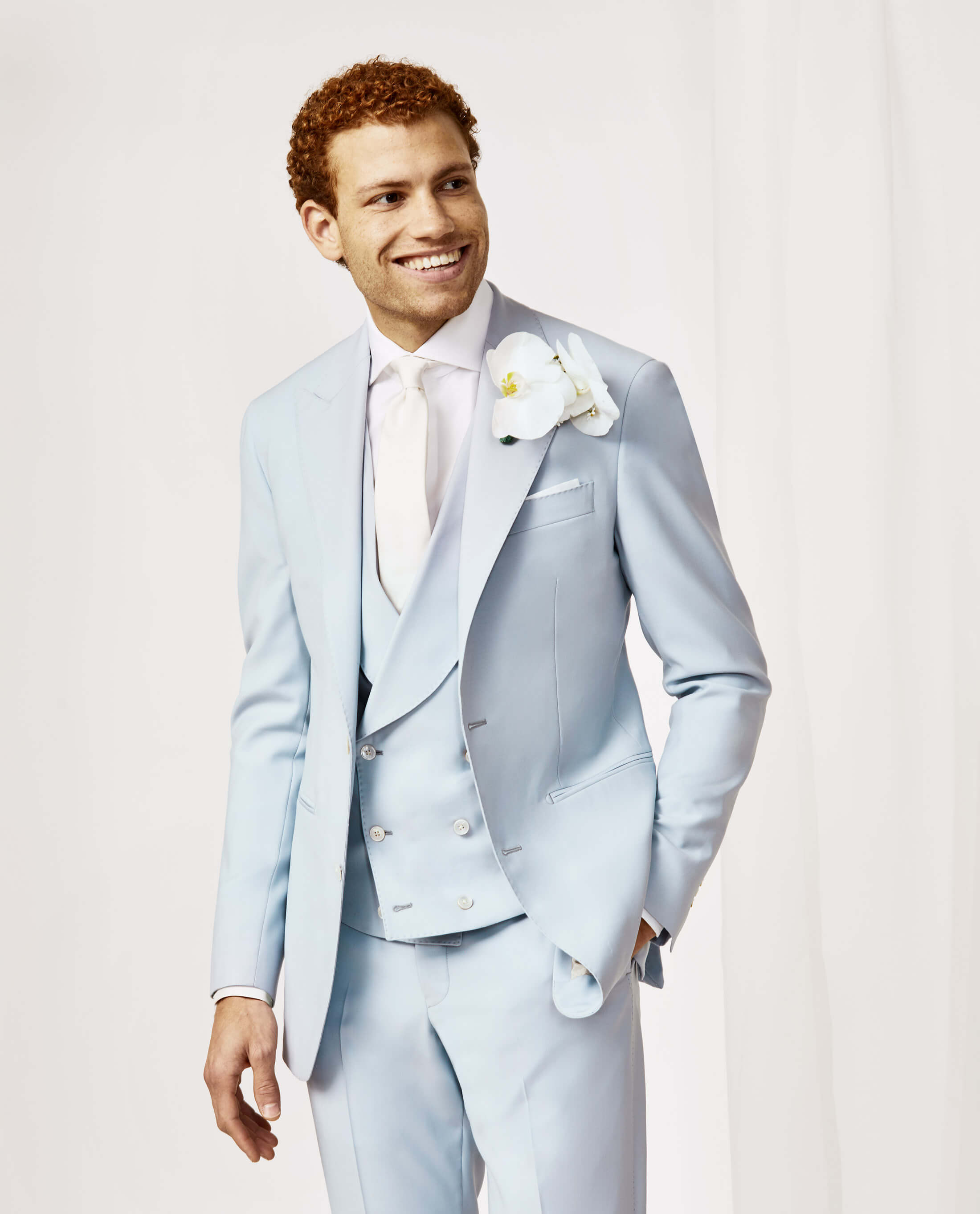 Your Wedding Day Suit: A Bespoke Groom's Guide – Damiani